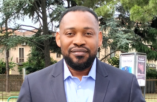 Adeyemi Adetula - ABRIR